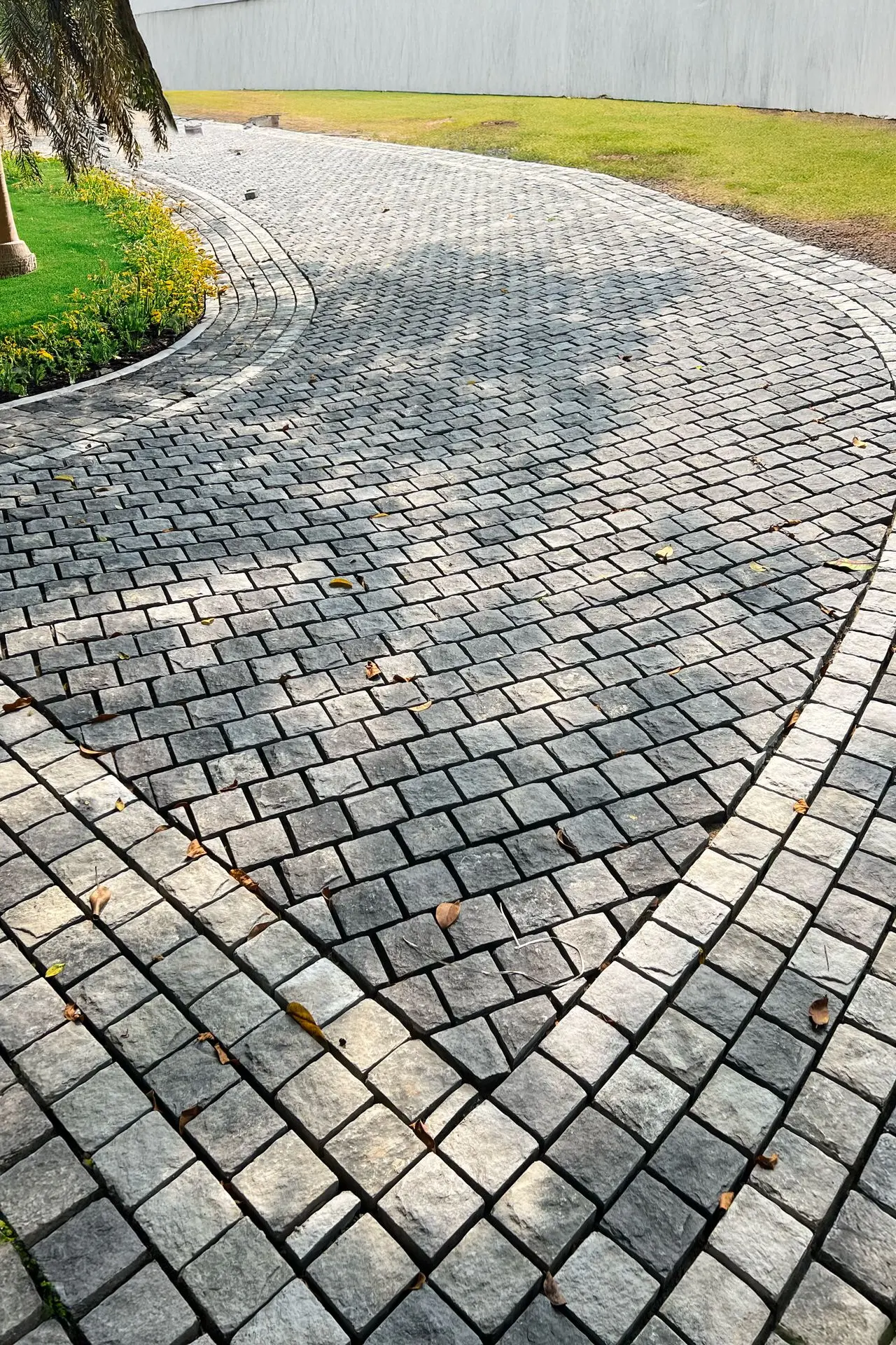 Cobblestone | RAK TILE